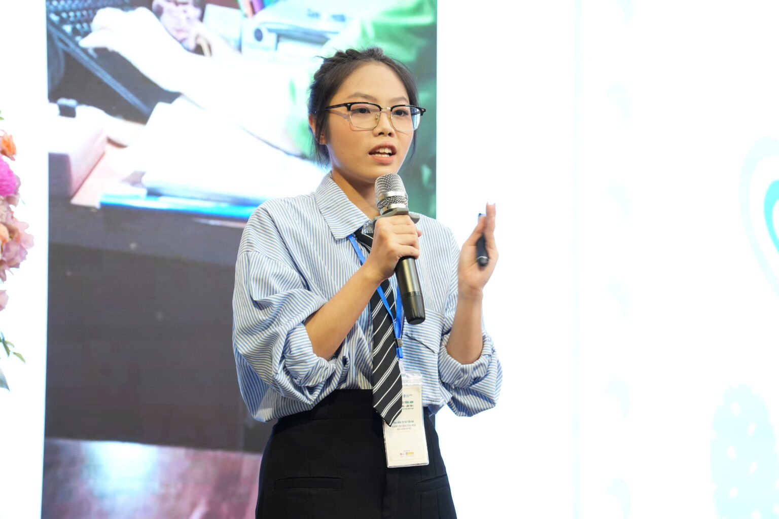 Khoa hàn HPC: Nhờ giọt mồ hôi của mẹ và thầy cô, em đã làm được điều ...